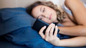 The Complete Guide: How To Stop Texting Someone